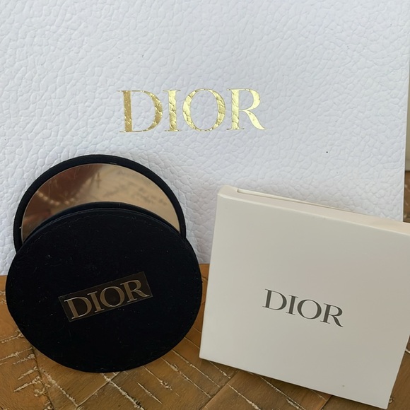 Dior | Accessories | Dior Nwt Mirror W Compact Case Box Gold Logo ...
